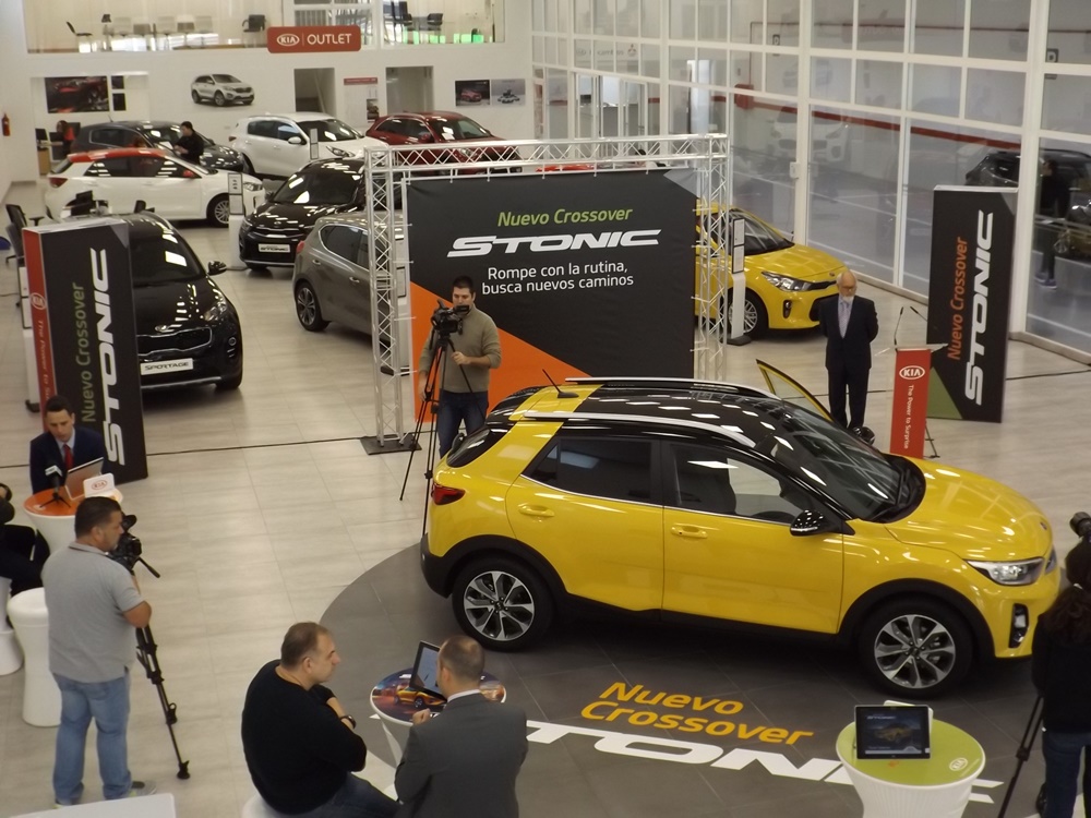 Se presentó el nuevo KIA Stonic: Rompe con la rutina, busca nuevos caminos - Lancelot Digital ...