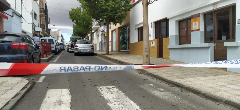 Redada policial en la Calle Mexico de Arrecife - Lancelot Digital ...