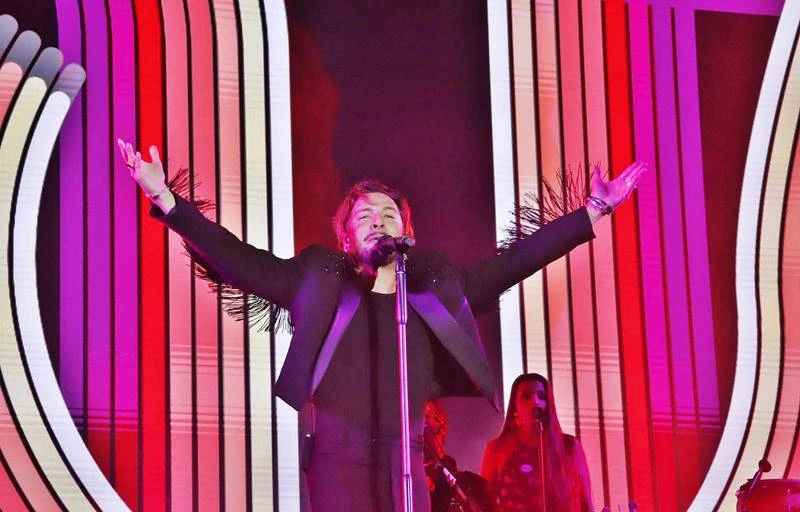 Vea todas las imágenes del concierto de Manu Carrasco en Mancha Blanca ...