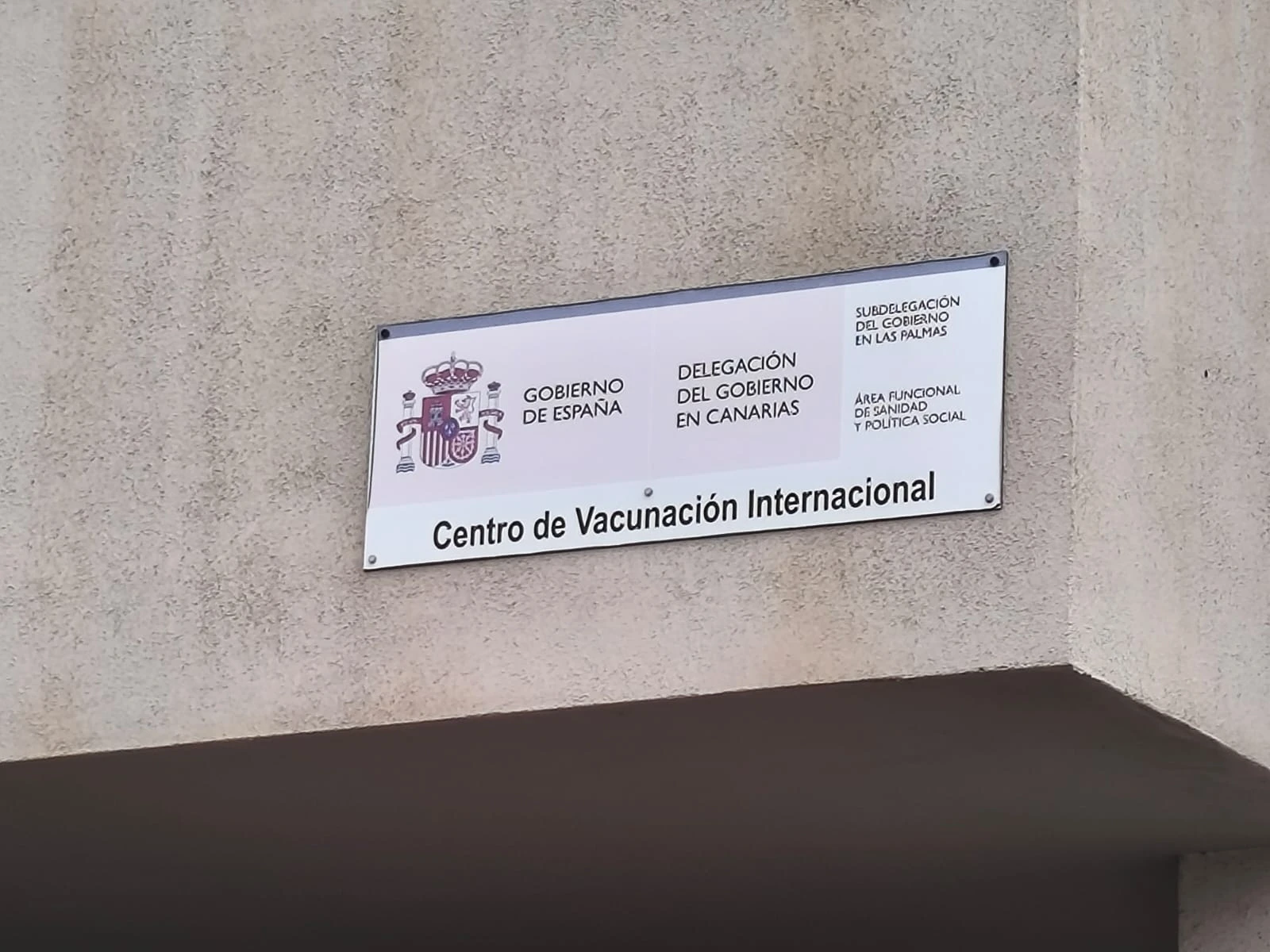 Los lanzaroteños tienen que seguir yendo a Las Palmas a vacunarse para ...