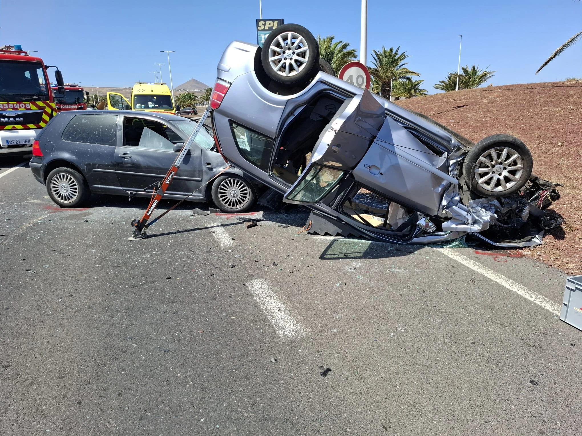 Nuevo accidente frontal en la LZ-40 - Lancelot Digital | Noticias de ...