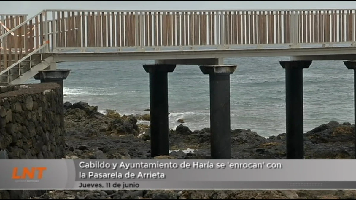 Cabildo y Ayuntamiento de Haría se "enrocan" con la pasarela de Arrieta ...