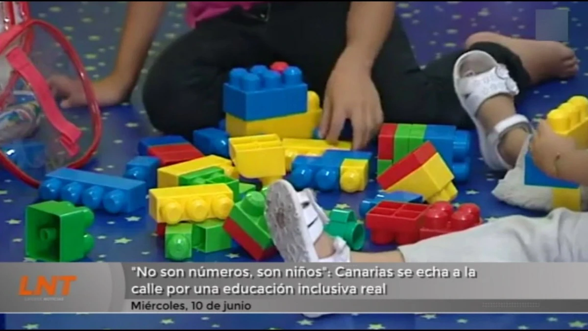 "No son números, son niños": Canarias se echa a la calle por una ...
